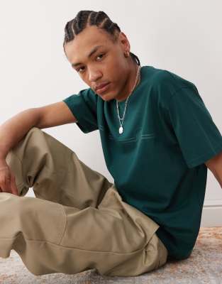 Camiseta color cerceta con estampado en la espalda y logo gráfico Opus ...