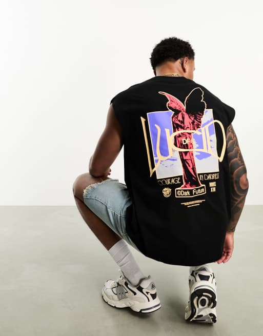 Camiseta Negra Extragrande Sin Mangas Con Estampado De Estatua En La
