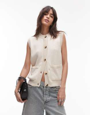 Chaleco color crema abotonado de punto calado de Topshop | ASOS