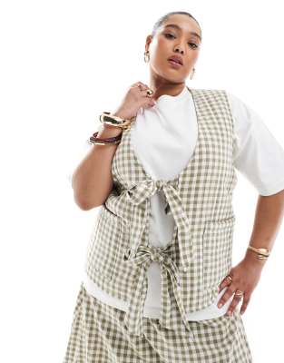 Chaleco reversible con estampado de pícnic y cuadros vichy con lazada delantera exclusivo de ...