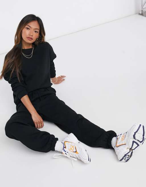 Chándal con sudadera extragrande y joggers extragrandes en negro de ...