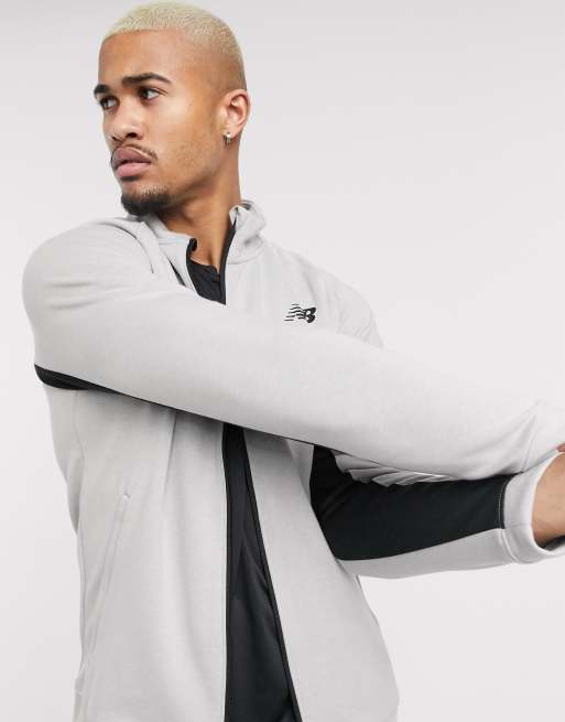 Chaqueta de chándal con cremallera en gris Running Tenacity de New ...