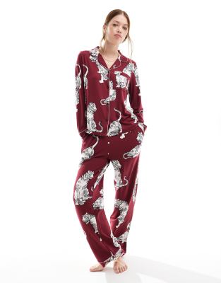 Chelsea Peers Exclusive long sleeve and pants poly pajama set in plum ...
