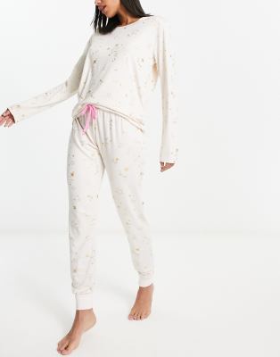Chelsea Peers long sleeve and cuff trouser pyjama set in cream and gold ...