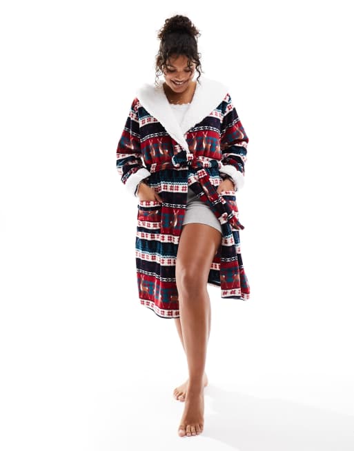 Chelsea Peers Plus deer fair isle hooded robe in navy and red | ASOS