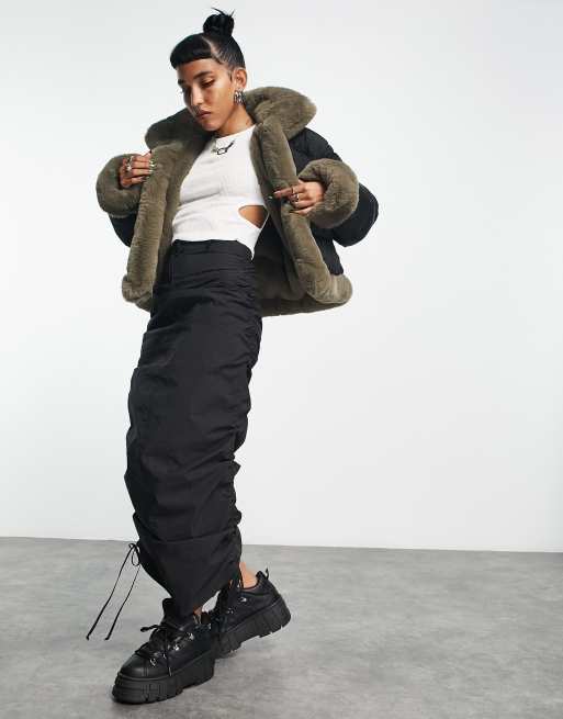 COLLUSION - Jupe longue froncée sur les côtés en nylon | ASOS