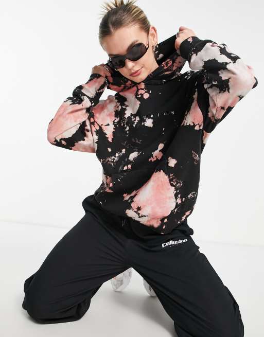 Collusion Unisex Kapuzenpullover In Schwarz Und Rosa Mit Batikmuster