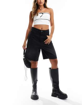 COLLUSION - X002 - Pantaloncini bermuda nero slavato | ASOS