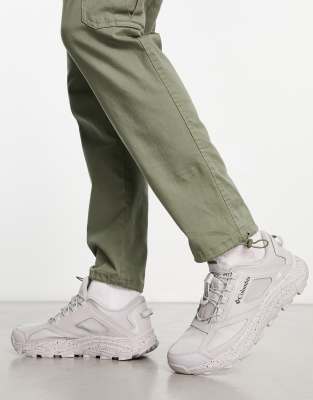 Columbia - Flow Morrison Outdry - Sneakers in leisteen-grijs | ASOS