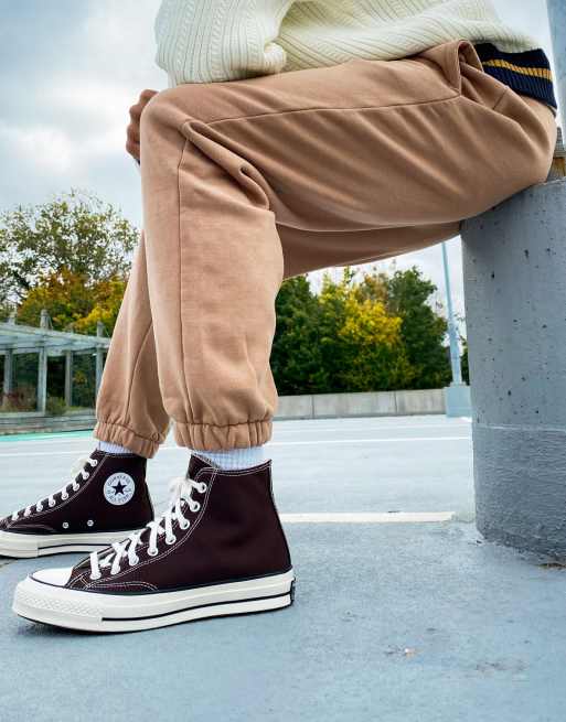 Converse Chuck 70 Hi Knochelhohe Sneaker in Dunkelbraun ASOS