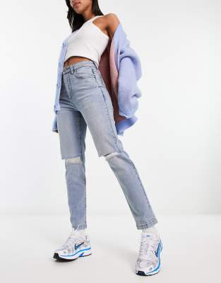Cotton On stretch mom jeans with knee rip in blue | ASOS