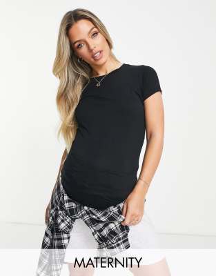 Cotton On Umstandsmode – T-Shirt in Schwarz mit Wickeldesign vorne | ASOS