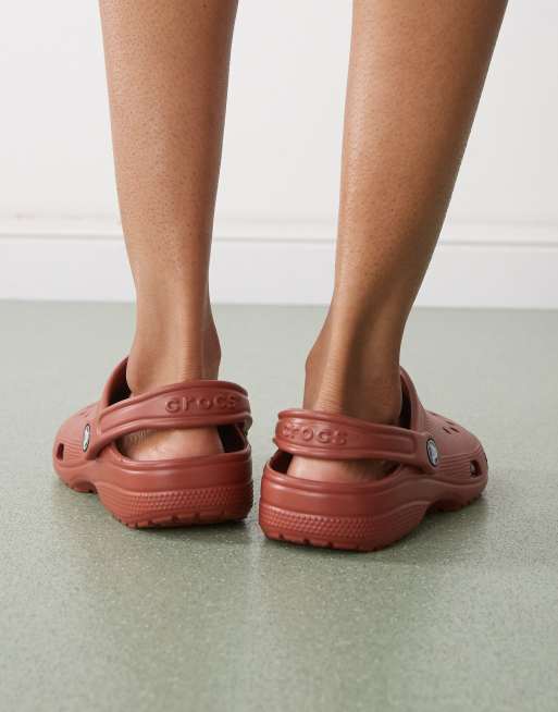 Crocs classic clog in rust | ASOS
