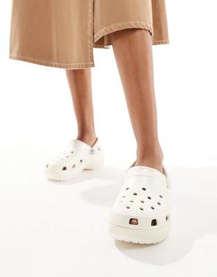 Crocs Classic platform glitter clog in white | ASOS