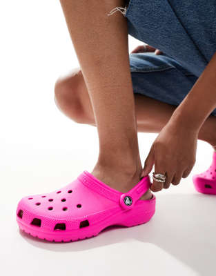 Cross classic clogs in pink crush | ASOS