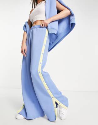 Daisy Street Active popper wide leg trackies in blue | ASOS