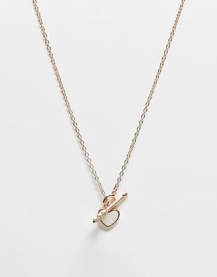 DesignB London cupids bow pendant necklace in gold | ASOS