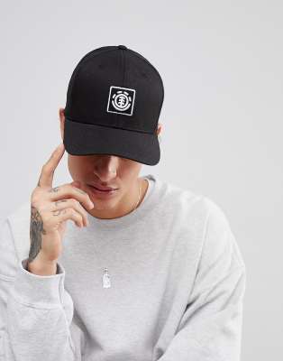 Element - Sort kasket med trælogo | ASOS