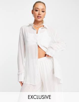 Esmee - Chemise de plage transparente à rayures - Blanc - Exclusivité ASOS | ASOS
