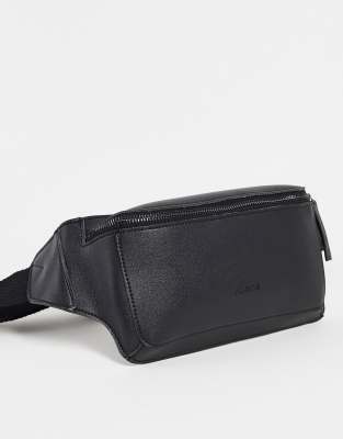 Fenton - Heuptasje met zak met rits in zwart | ASOS