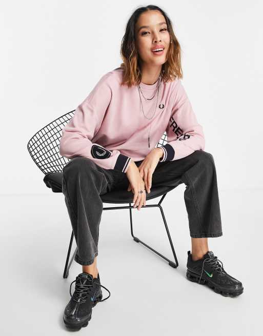 Fred Perry branded long sleeve sweatshirt in pink | ASOS
