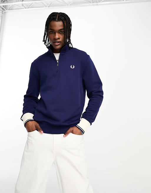 Fred Perry - Felpa blu navy con logo a corona d'alloro, zip corta e ... Fred Perry - Felpa blu navy con logo a corona d'alloro, zip corta e ...
