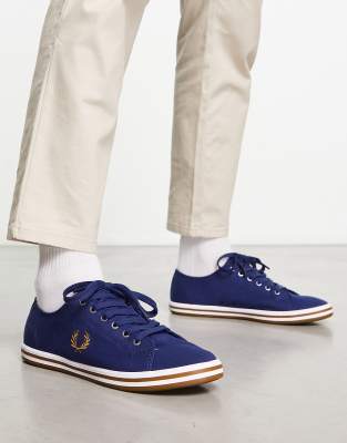 Fred Perry - Kingston - Baskets en sergé - Bleu marine de France | ASOS