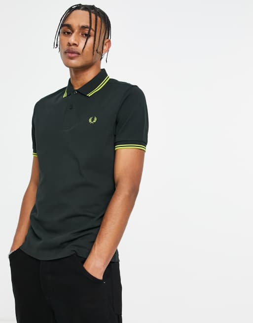 Fred Perry Polohemd In Grün Mit Zierstreifen Asos