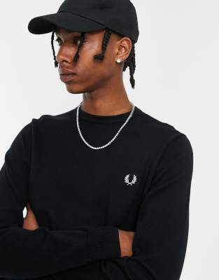 Fred Perry – Schwarzer Pullover mit Rundhalsausschnitt | ASOS