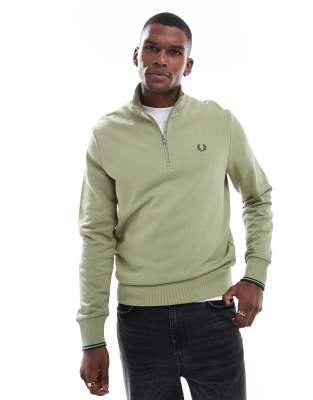 Fred Perry - Sweat à col zippé - Vert | ASOS
