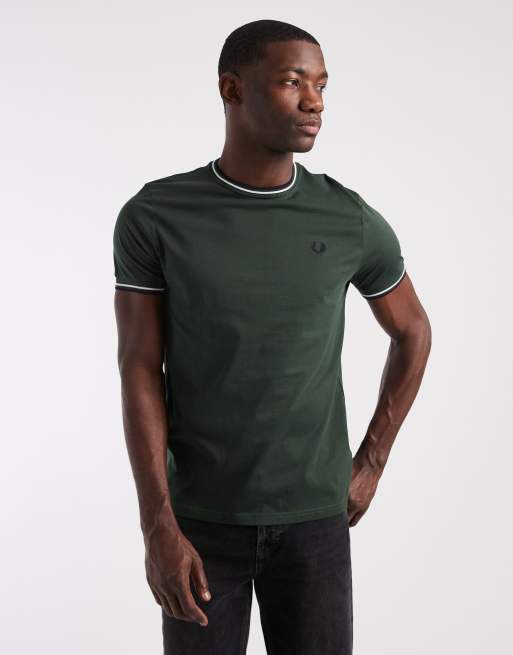 Fred Perry - T-shirt avec bord double rayure - Vert | ASOS