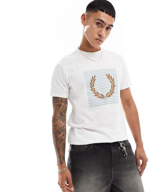Fred Perry t-shirt in white with striped laurel wreath print | ASOS