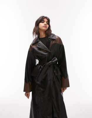 Gabardina negra y chocolate estilo wéstern de poliuretano de Topshop | ASOS