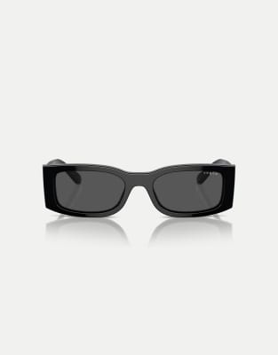 Gafas de sol negras rectangulares con lentes grises de Vogue | ASOS