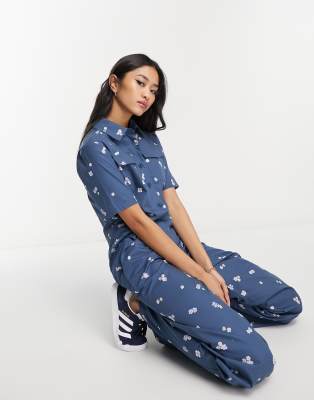 Glamorous flare detail tailored jumpsuit in navy floral | ASOS