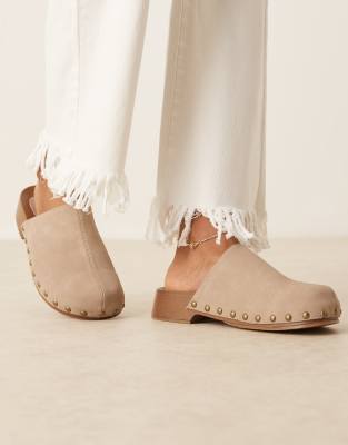 Glamorous - Zoccoli sabot color talpa con borchie | ASOS