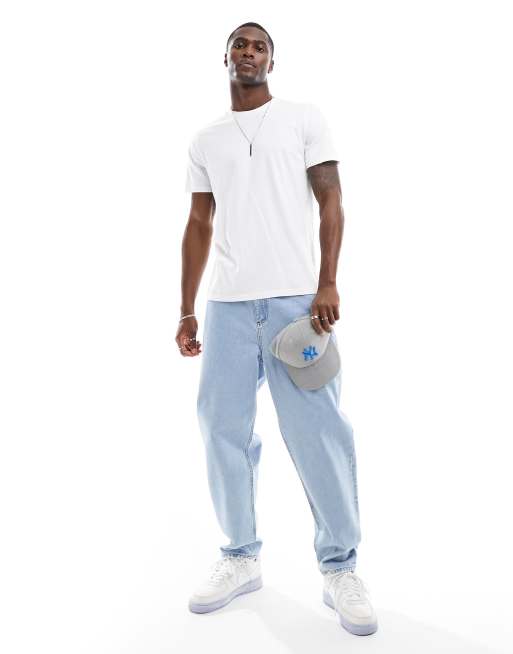 Hollister white crew neck store