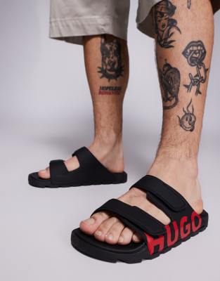 HUGO Red – Evander – Sandalen in Schwarz mit großem Logo | ASOS