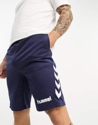 Hummel – Ray 2.0 – Shorts in Schwarz | ASOS