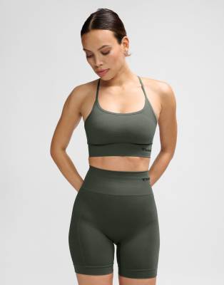 hummel – Sport-BH in Khaki | ASOS