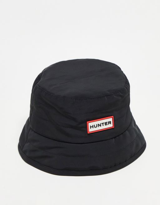 Hunter – Gesteppter Anglerhut in Schwarz mit Logo | ASOS