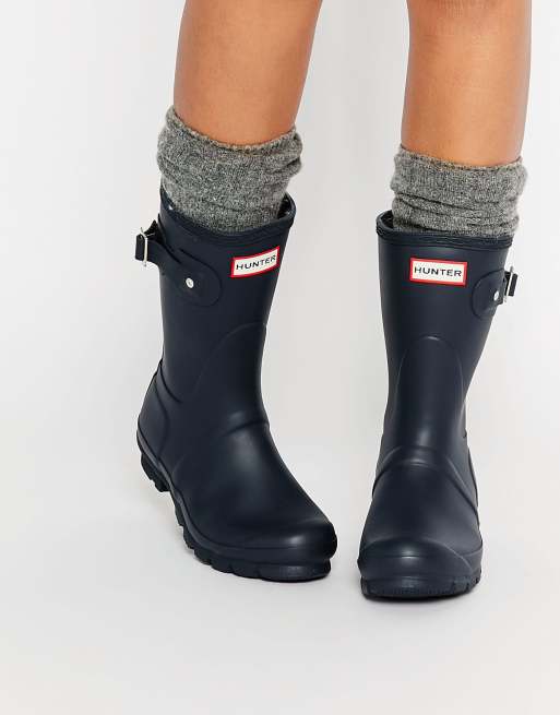 Hunter Original Short Navy Adjustable Gumboots | ASOS