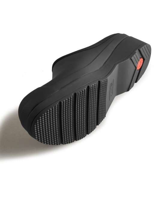 Hunter Play clog in black | ASOS