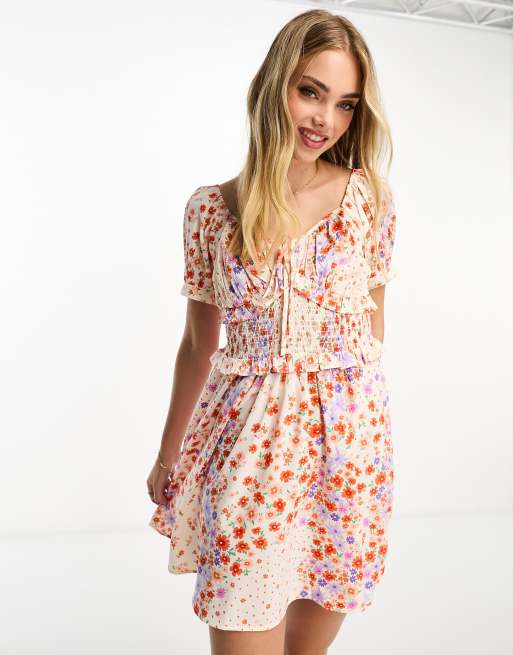 Influence Minikleid Mit Blumenmuster Asos