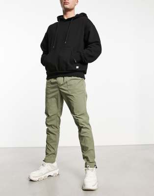 Jack & Jones Intelligence slim fit technical nylon trouser in khaki | ASOS