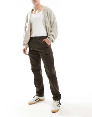 Jack & Jones kane barkley wide fit cargo in brown | ASOS