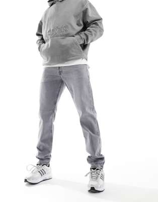 Jack & Jones - Mike - Jean droit - Gris | ASOS