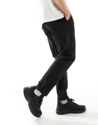 Jack & Jones tech cargo in black | ASOS