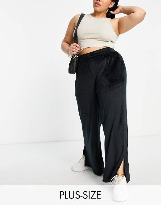 Joggers Negros De Corte Recto Con Abertura Lateral De Velour Florida De