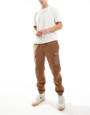 Jordan - Flight - Pantalon en imitation peau de mouton - Marron | ASOS